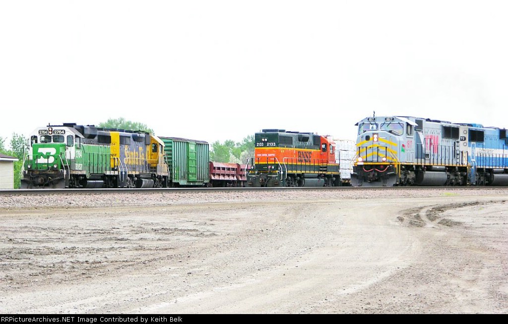 BNSF 2764 and 2133 with TFM 1617